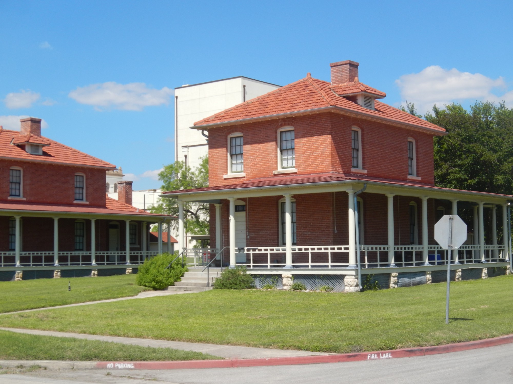 Solve Fort Sam Houston, TX jigsaw puzzle online with 594 pieces