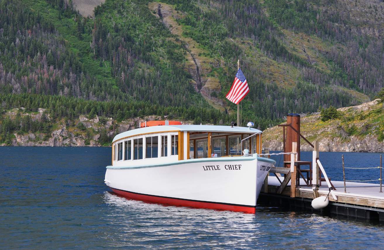 Solve Little Chief Boat jigsaw puzzle online with 24 pieces