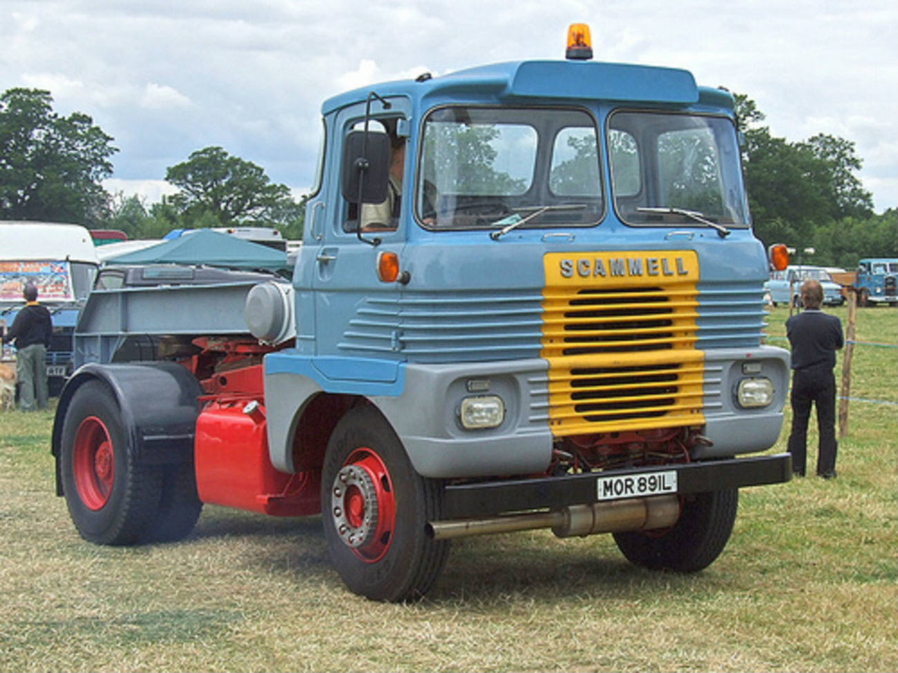Solve 1973 Scammell Routeman 4x2 jigsaw puzzle online with 130 pieces