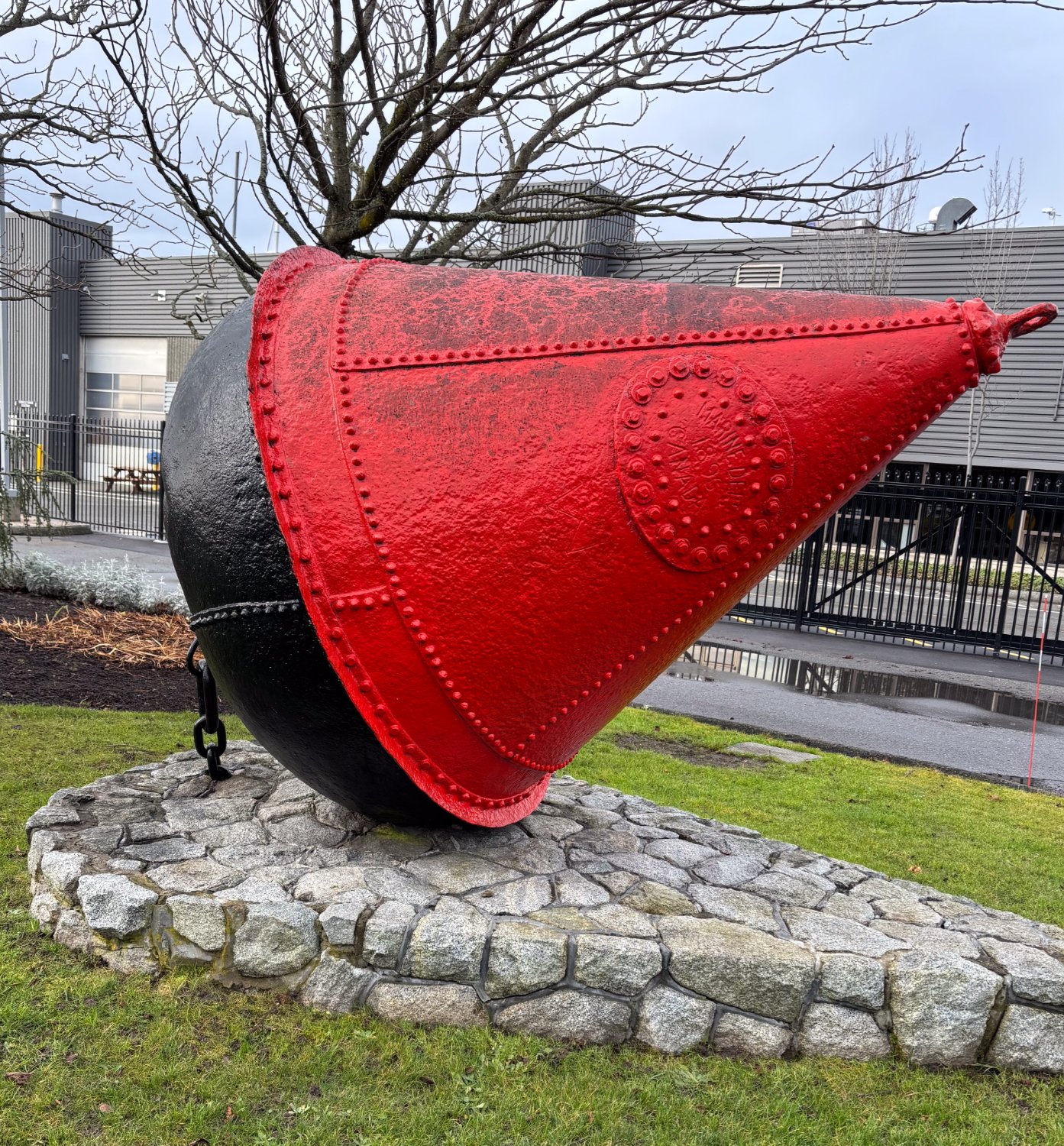Jigsaw Puzzle | 121 pieces | An historic iron buoy built in 1896 to ...
