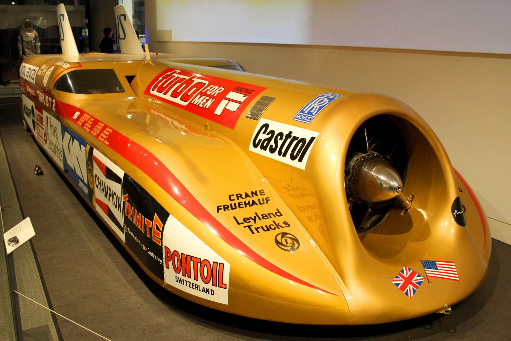 Solve Thrust 2 jigsaw puzzle online with 117 pieces