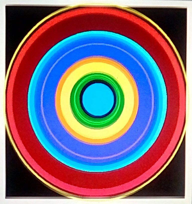 Solve Rings jigsaw puzzle online with 121 pieces