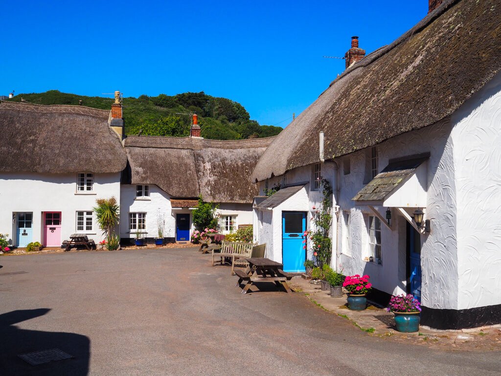 Solve Thatched Cottages, Hope Cove, South Devon UK jigsaw puzzle online ...