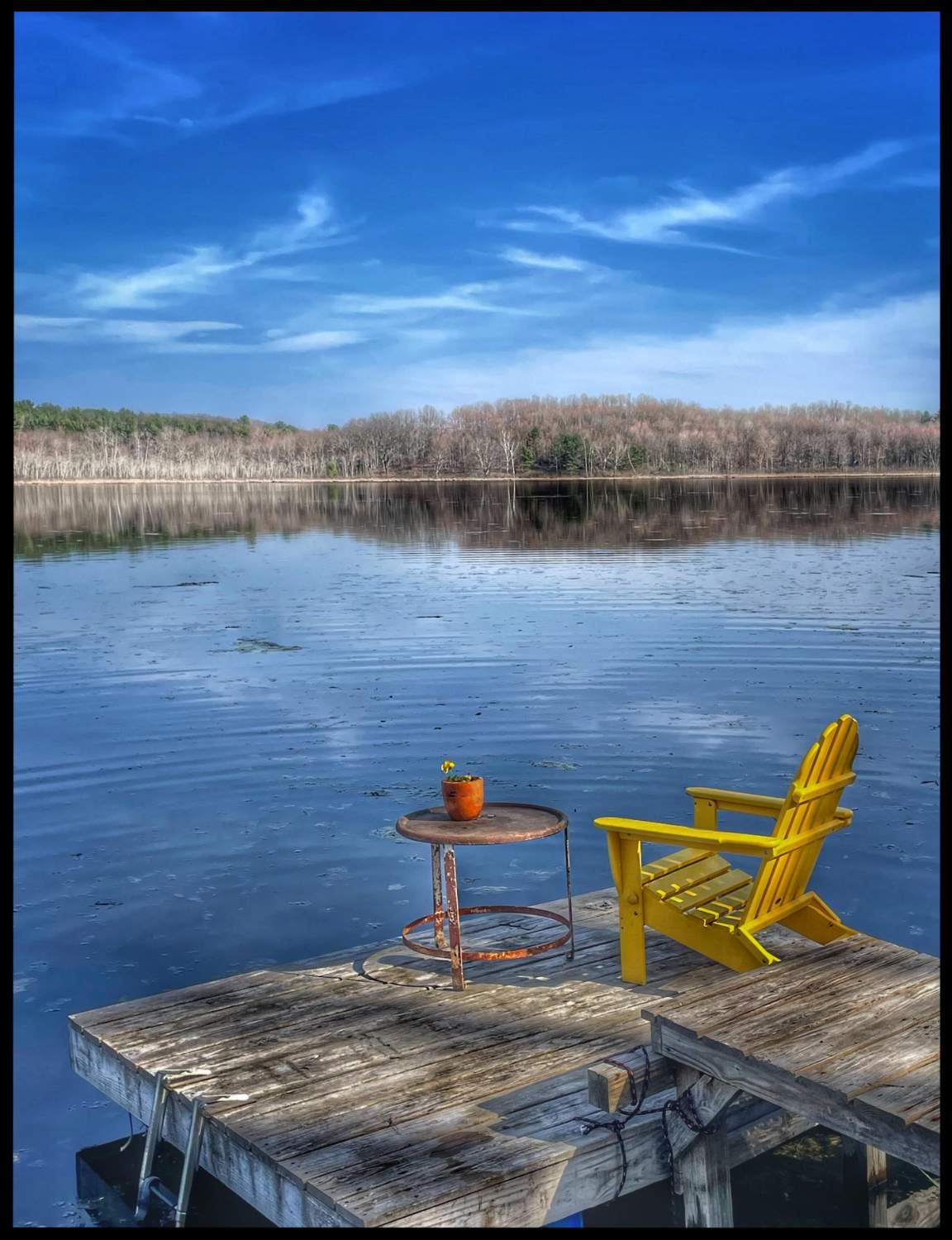 Solve Lakeside Relaxation Spot jigsaw puzzle online with 108 pieces