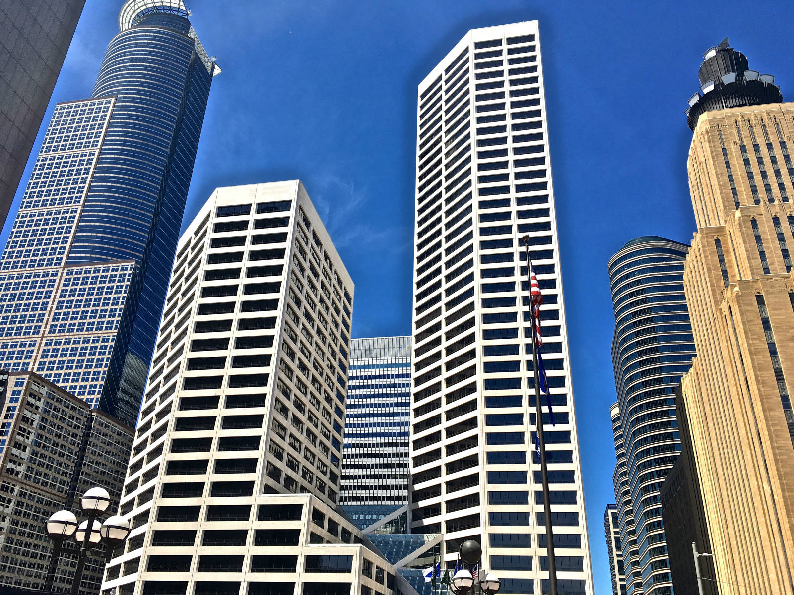 Solve Image 1297 jigsaw puzzle online with 540 pieces