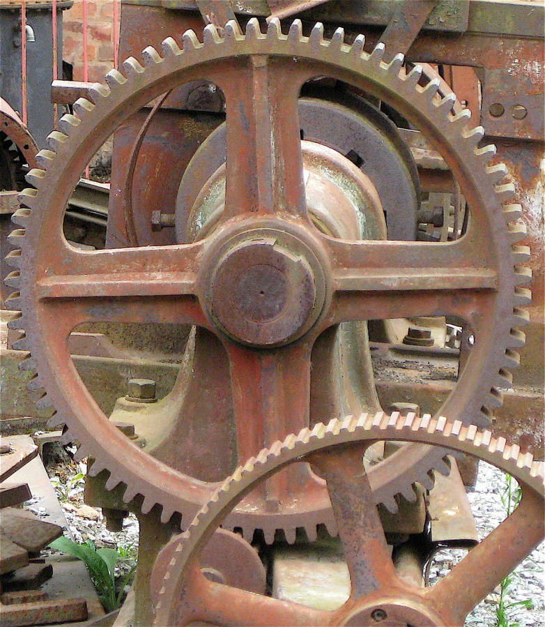 Solve Cog wheels jigsaw puzzle online with 72 pieces