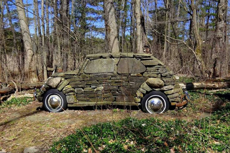 Solve Stoned car :-) jigsaw puzzle online with 15 pieces
