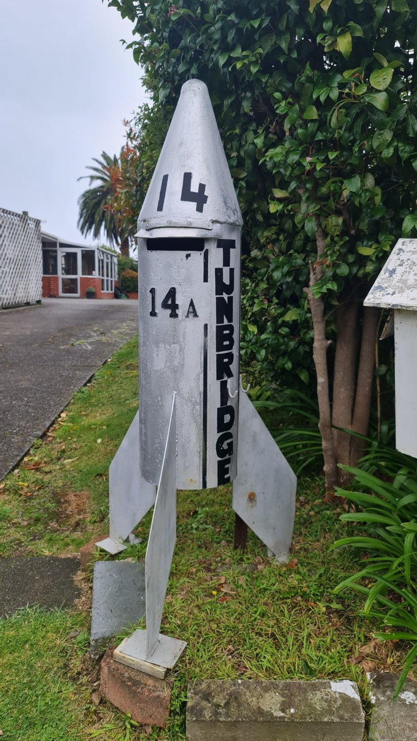 Solve Letterbox - No14. Rocket Mail jigsaw puzzle online with 66 pieces