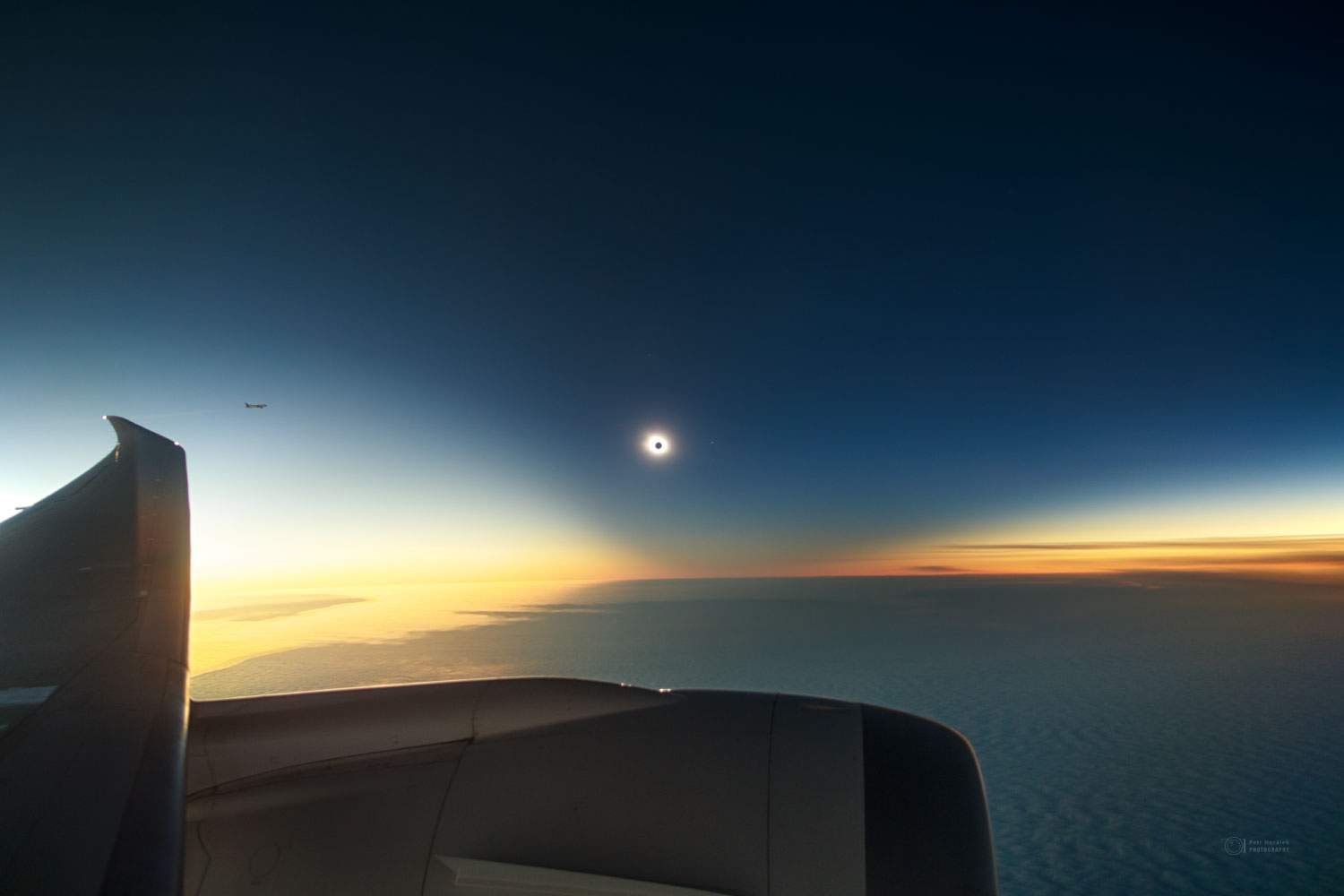Solve “Total Solar Eclipse Below the Bottom of the World” jigsaw puzzle ...