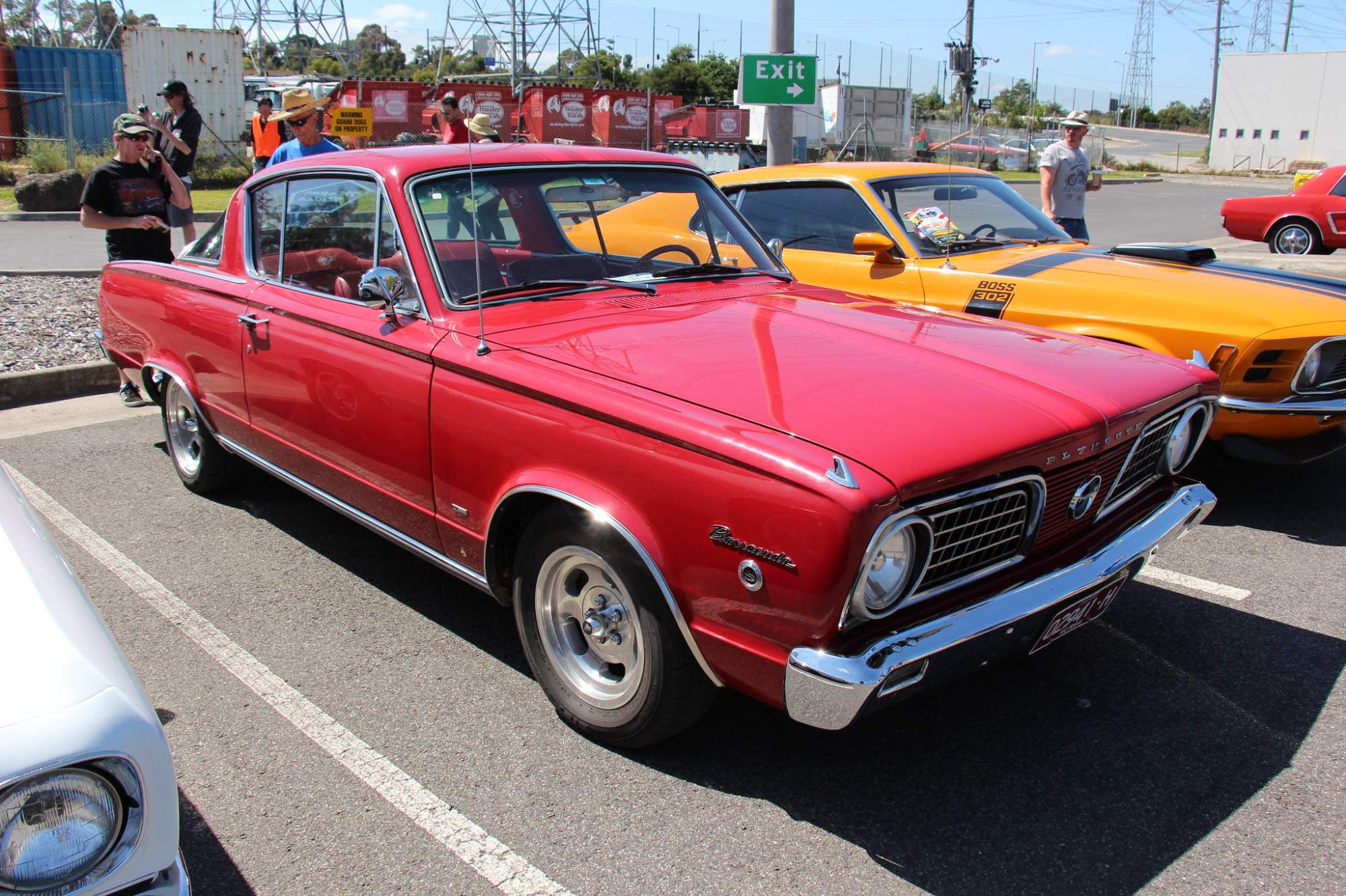 Solve Plymouth "Barracuda" Formula S - 1966 jigsaw puzzle online with ...