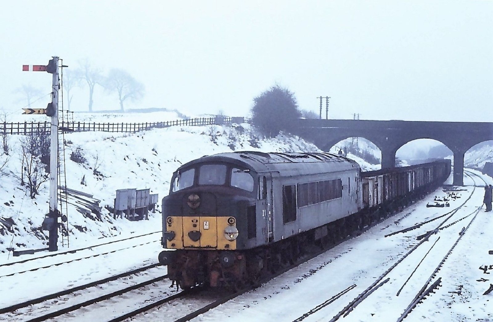 Solve BR Class 44 'Peak' D1 Scafell Pike at Kibworth, 1969. jigsaw ...