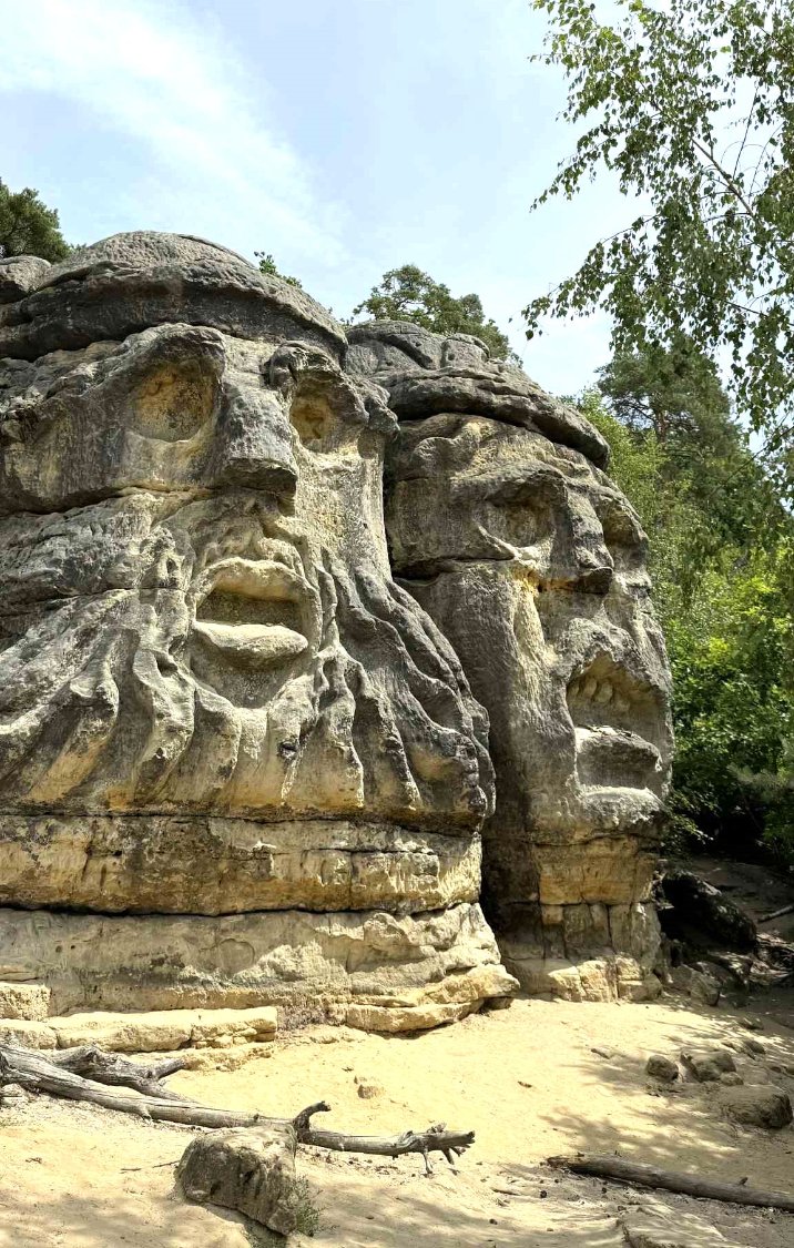 Solve Čertovy hlavy - Želízy - The Devil Heads jigsaw puzzle online ...