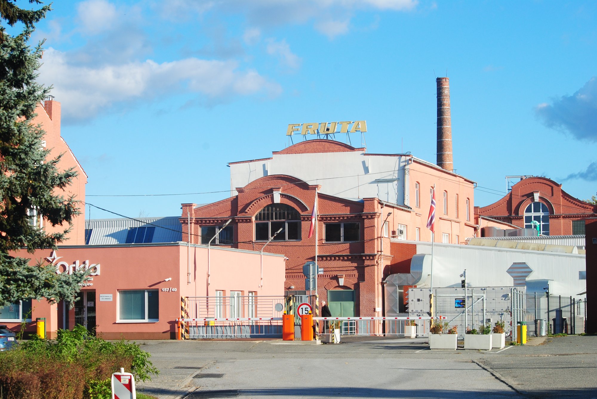 Solve Orkla Podivín jigsaw puzzle online with 96 pieces