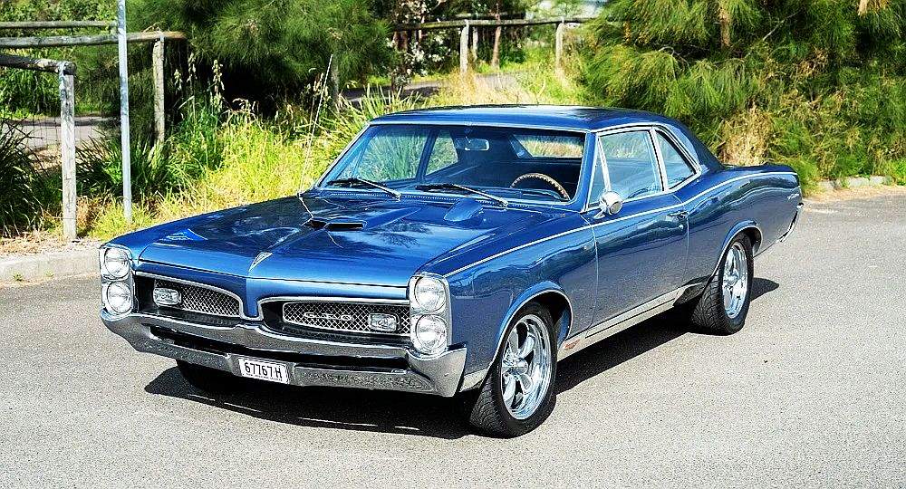 Solve GTO jigsaw puzzle online with 144 pieces