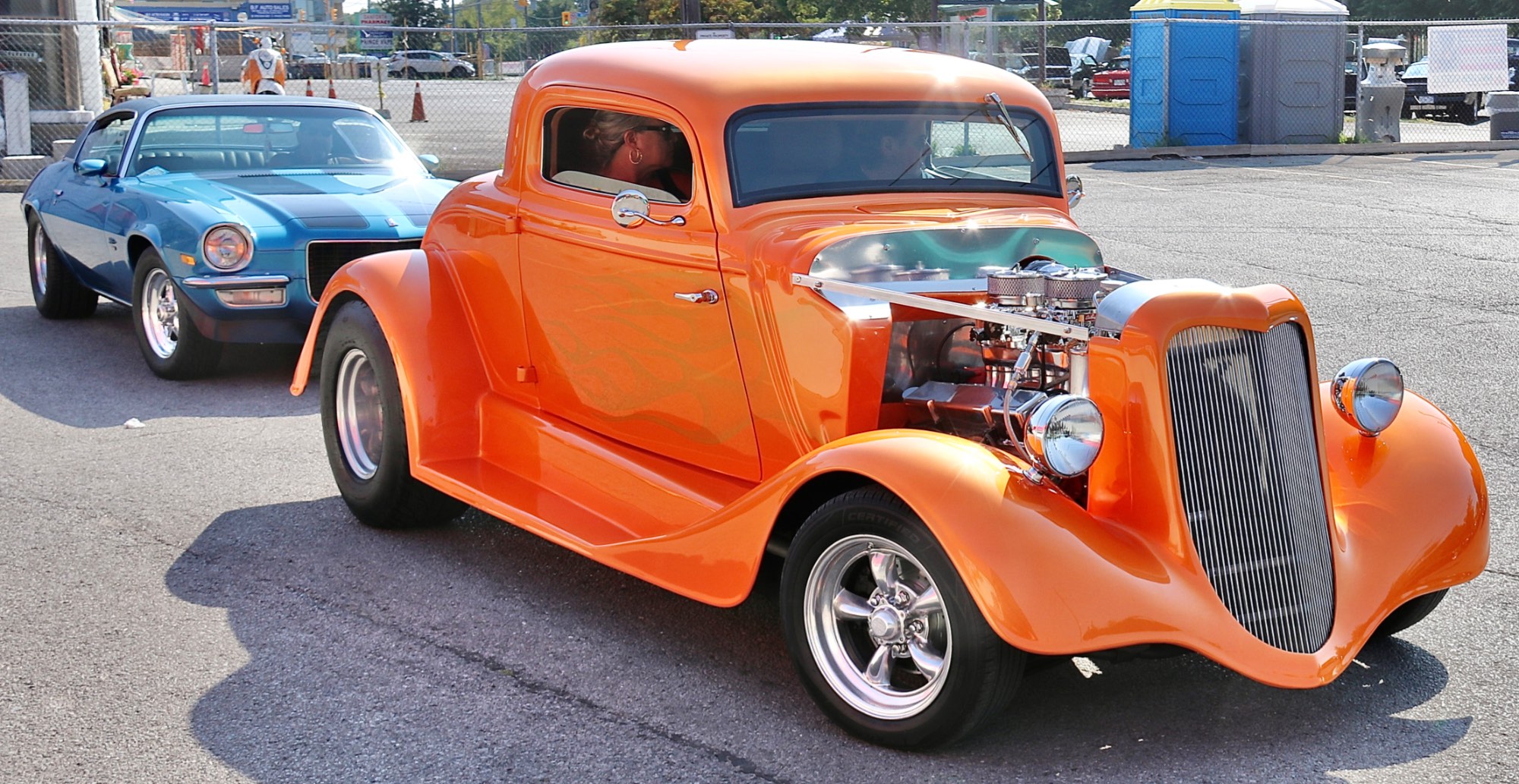 Solve Serious muscle jigsaw puzzle online with 595 pieces