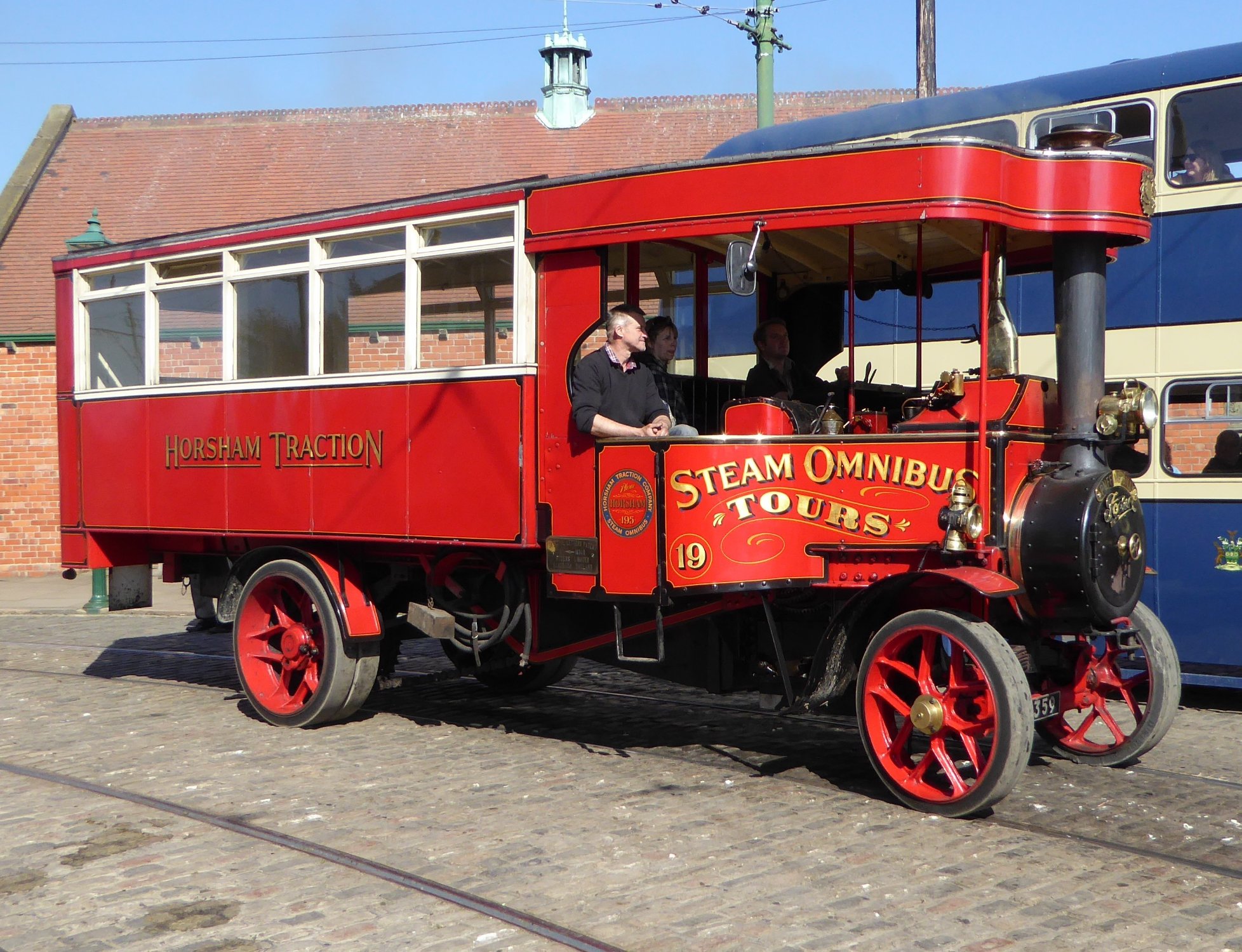 Solve Foden Steam Bus 11340 "Puffing Billy" jigsaw puzzle online with ...