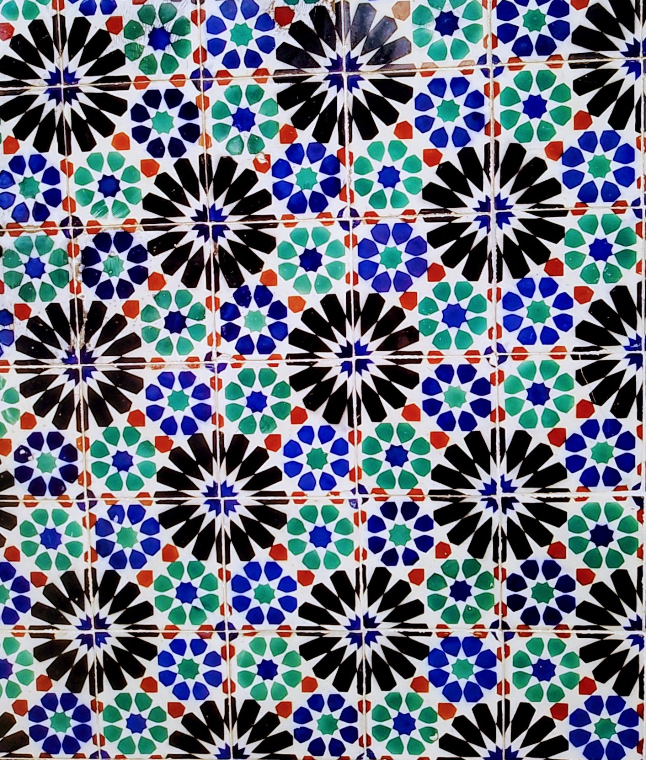 Solve Black pinwheels jigsaw puzzle online with 80 pieces