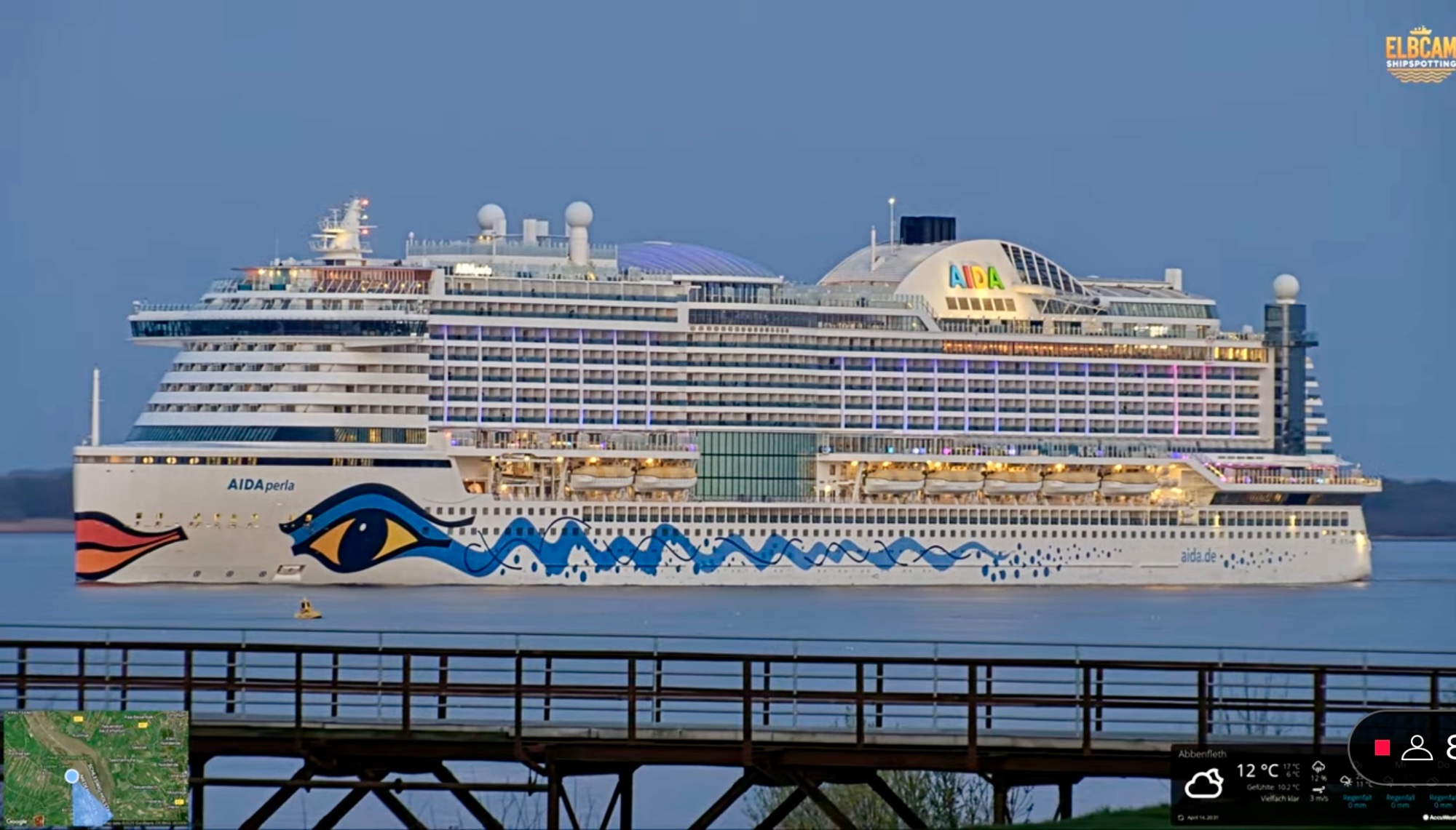 Solve Aida Perla jigsaw puzzle online with 153 pieces