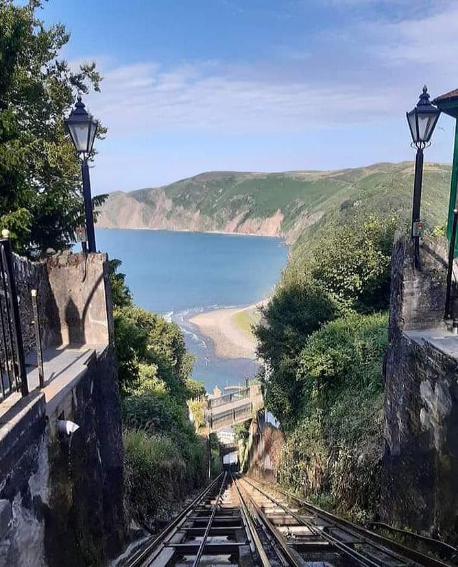 Solve The Lynton and Lynmouth North Devon jigsaw puzzle online with 143 ...