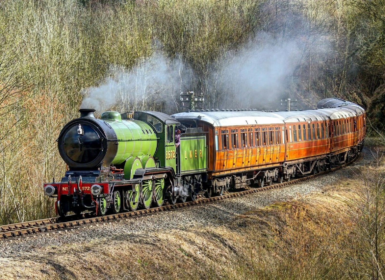 Jigsaw Puzzle | 252 pieces | LNER Class B12 4-6-0 8572. | Jigidi