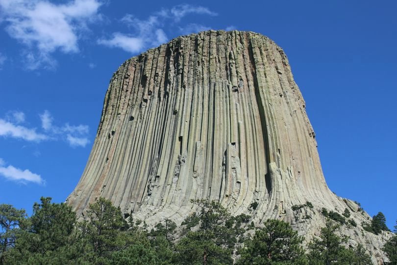 Solve Devil's Tower closeup jigsaw puzzle online with 40 pieces