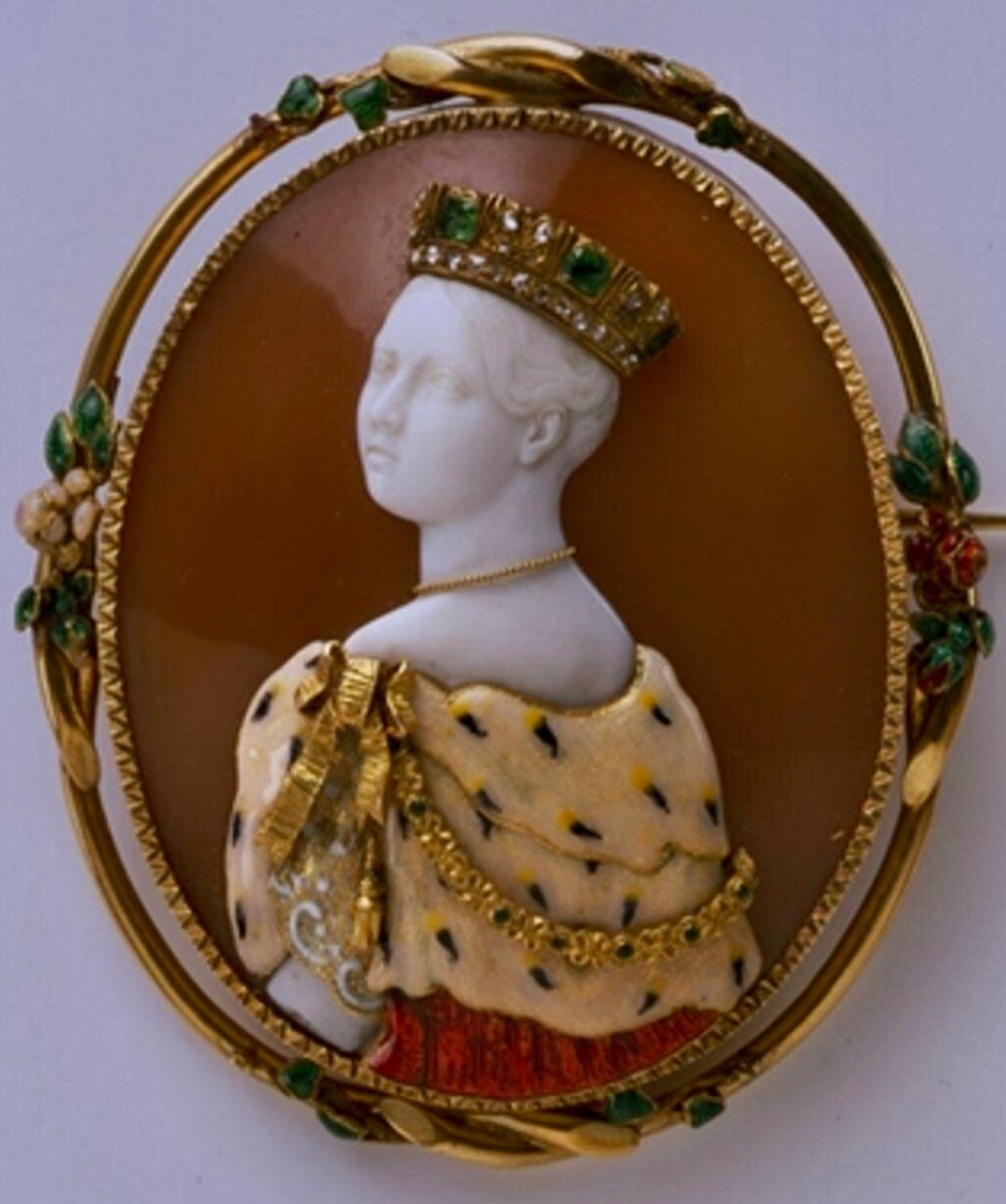 Solve Commesso of Queen Victoria, shell cameo, mounted with gold ...