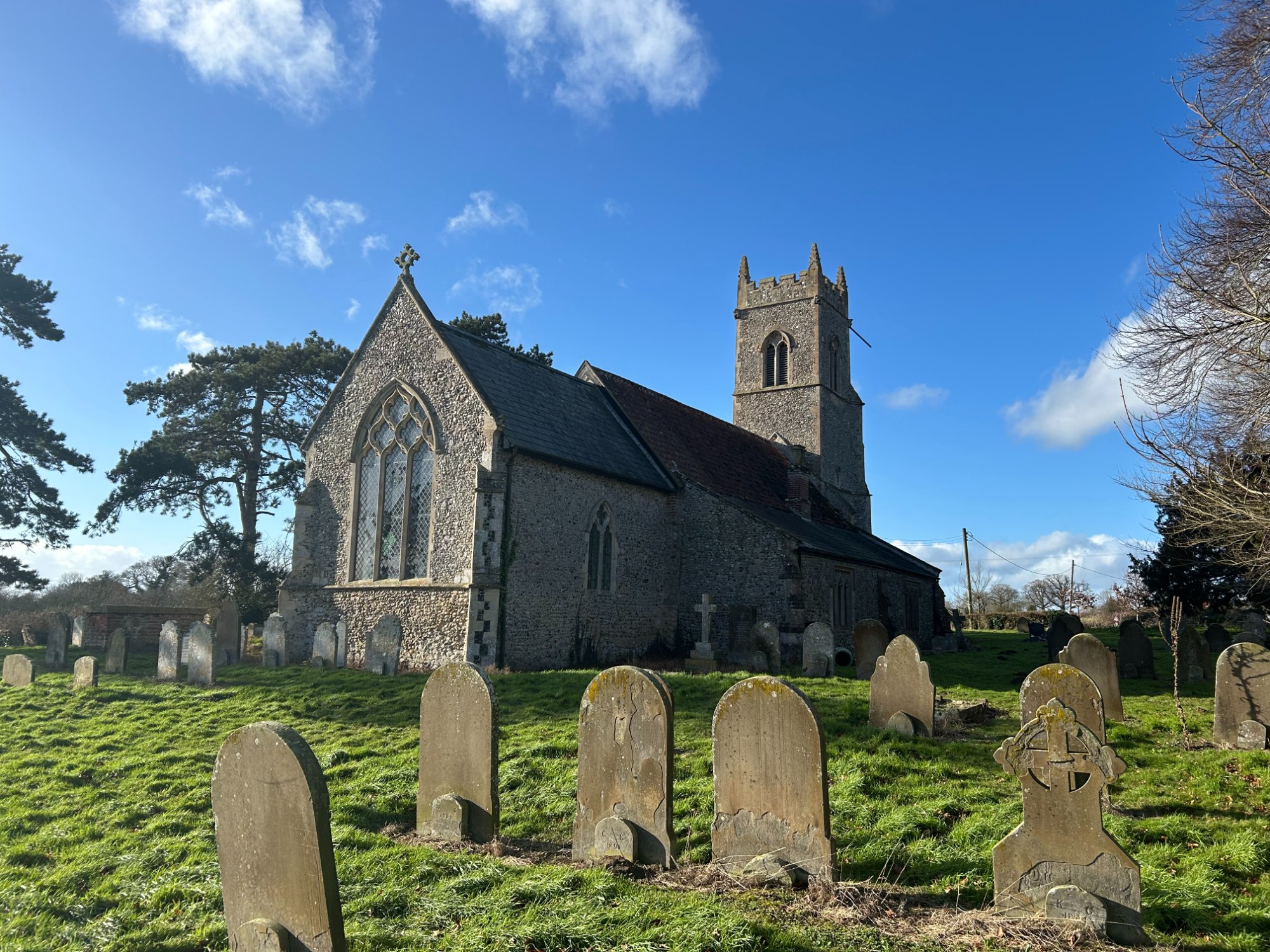 Solve St Peters Church, Mundham Norfolk jigsaw puzzle online with 192 ...
