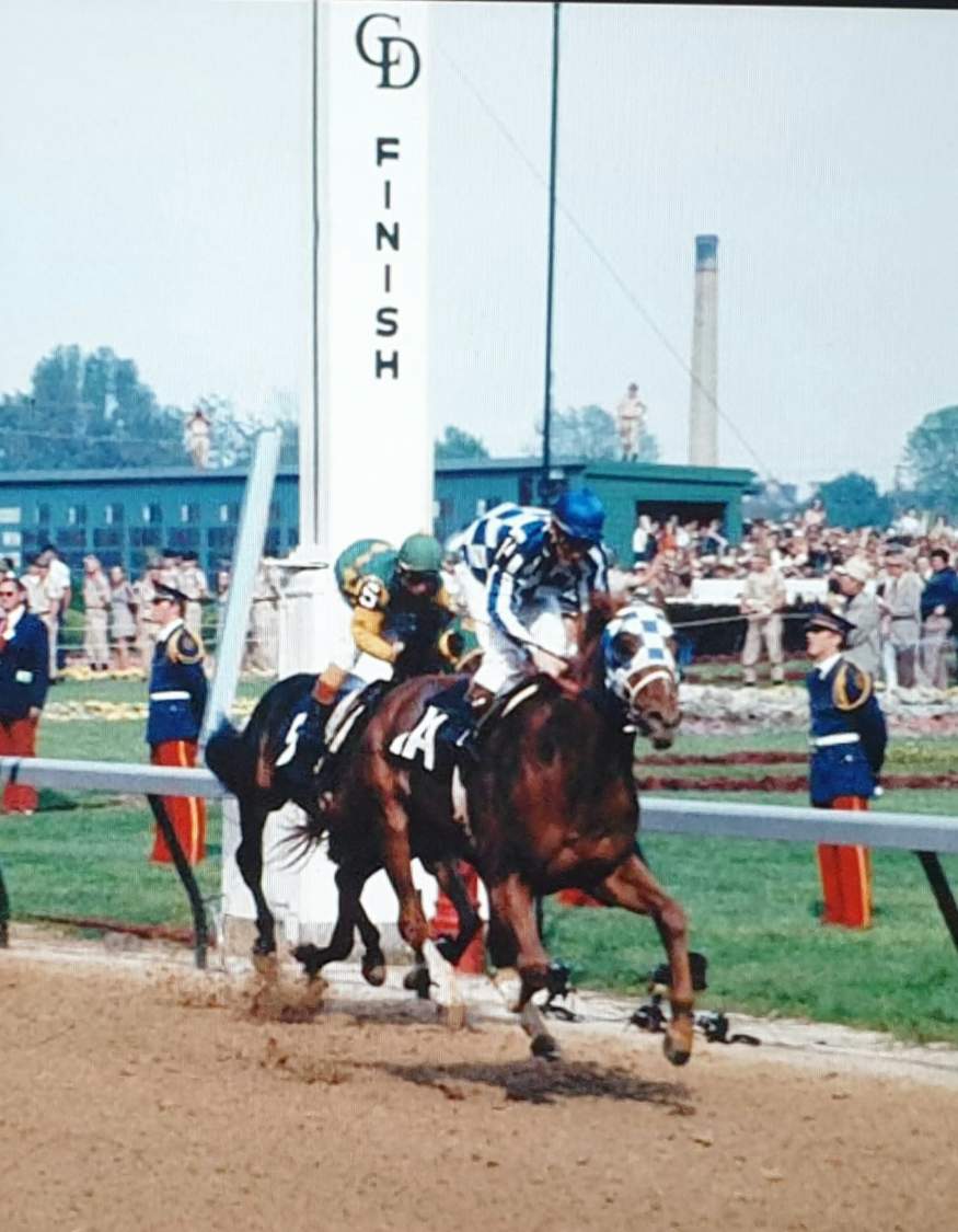 Solve SECRETARIAT AT KENTUCKY DERBY 1973 jigsaw puzzle online with 30 ...