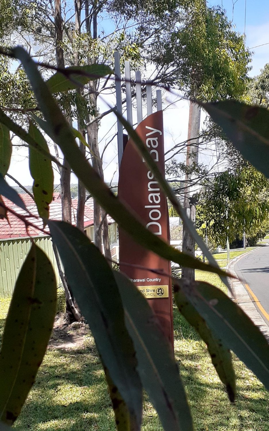 Solve Dolans Bay jigsaw puzzle online with 104 pieces