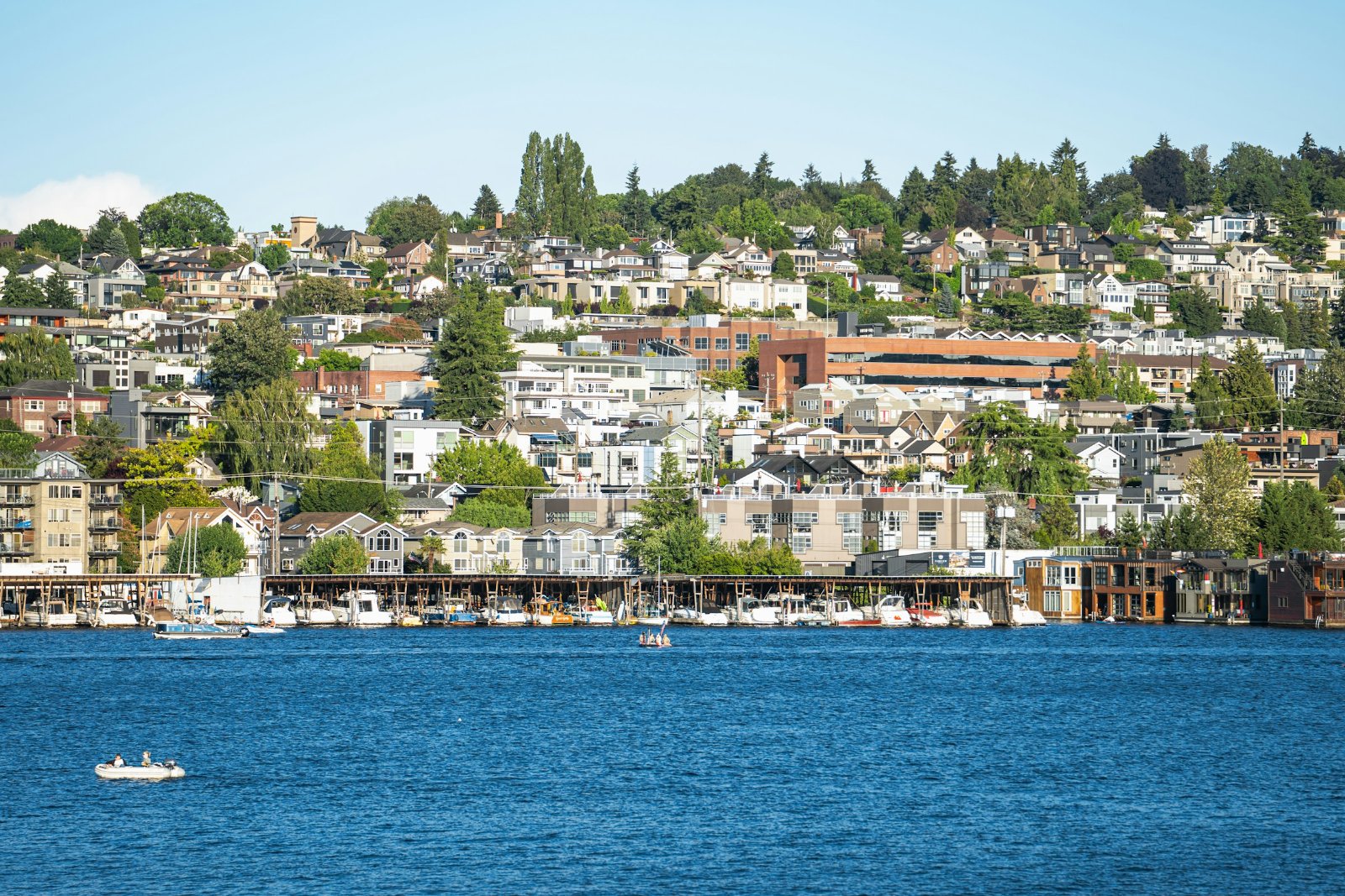 Solve Seattle jigsaw puzzle online with 40 pieces