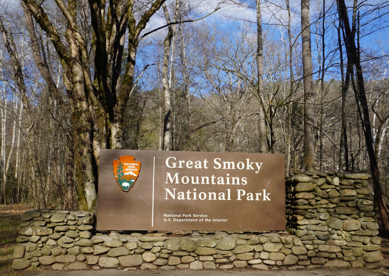 Solve The Great Smoky Mountains National Park jigsaw puzzle online with ...