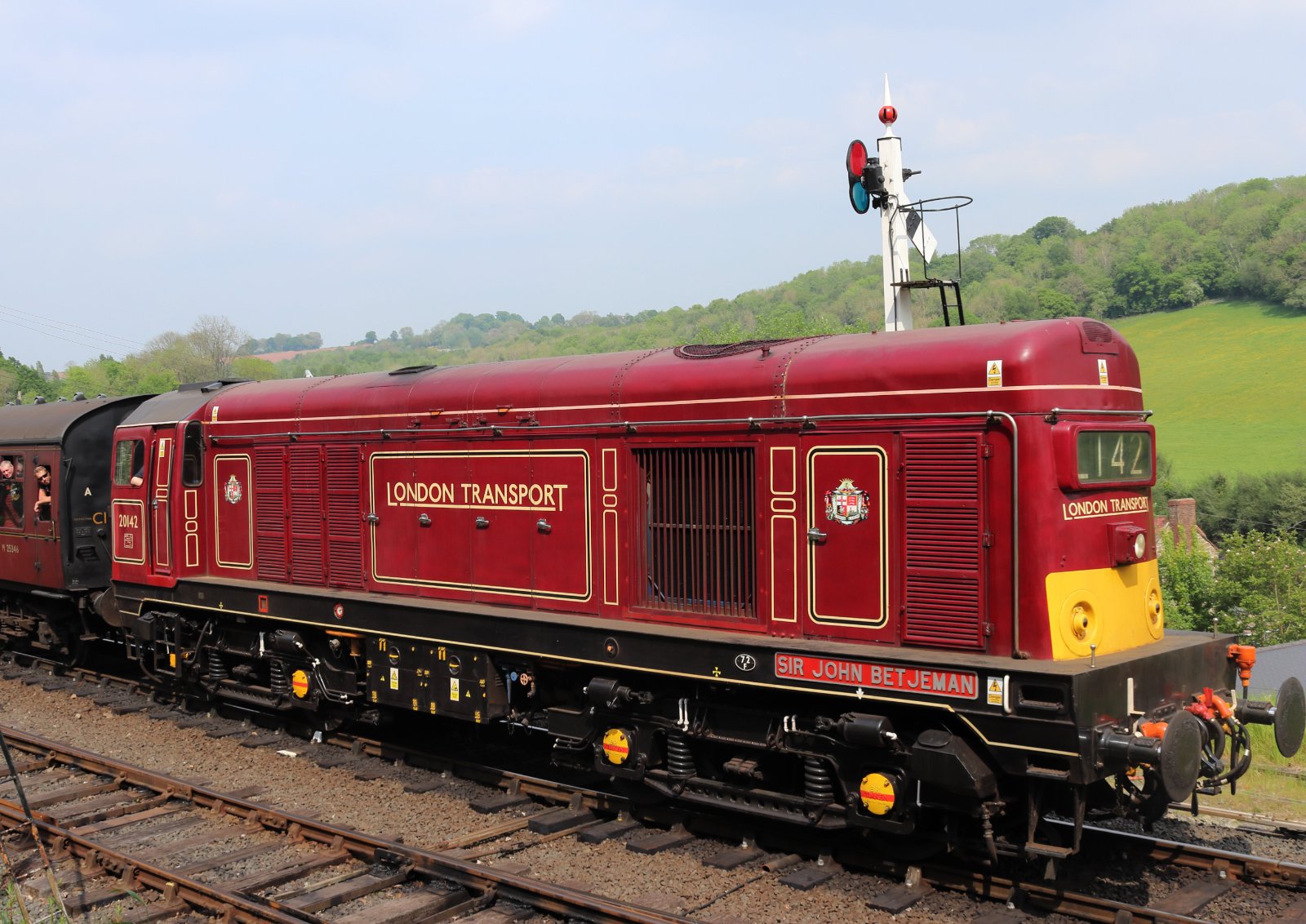 Jigsaw Puzzle | 48 pieces | BR Class 20 20142 Sir John Betjeman. | Jigidi