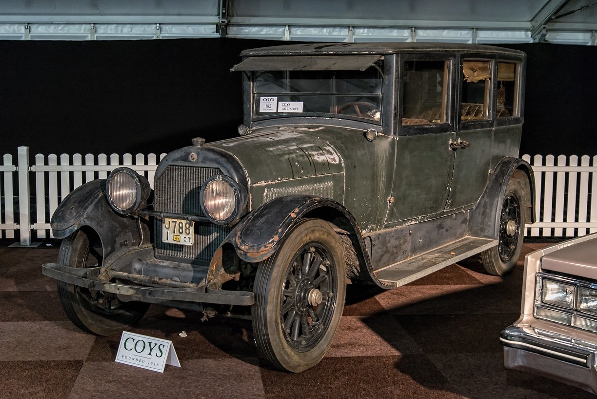 Jigsaw Puzzle | Cadillac "Type 61" V8 suburban sedan - 1922 | 216 ...