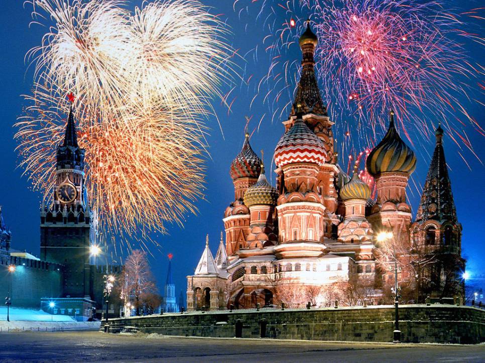Solve Fireworks over the Kremlin and Red Square, Moscow, Russia jigsaw ...