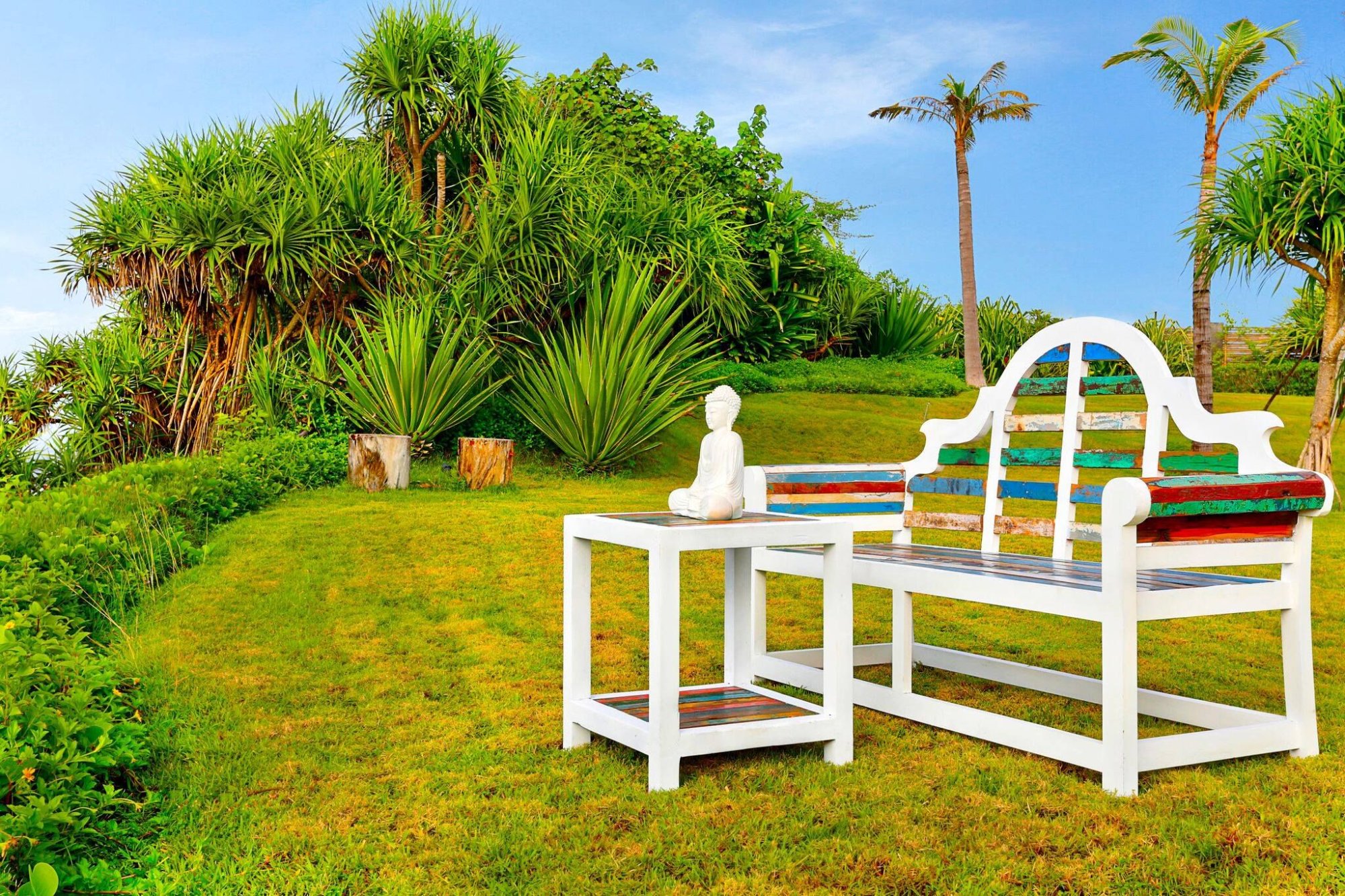 Solve Let's Sit Awhile 🌼🌞😎 jigsaw puzzle online with 96 pieces