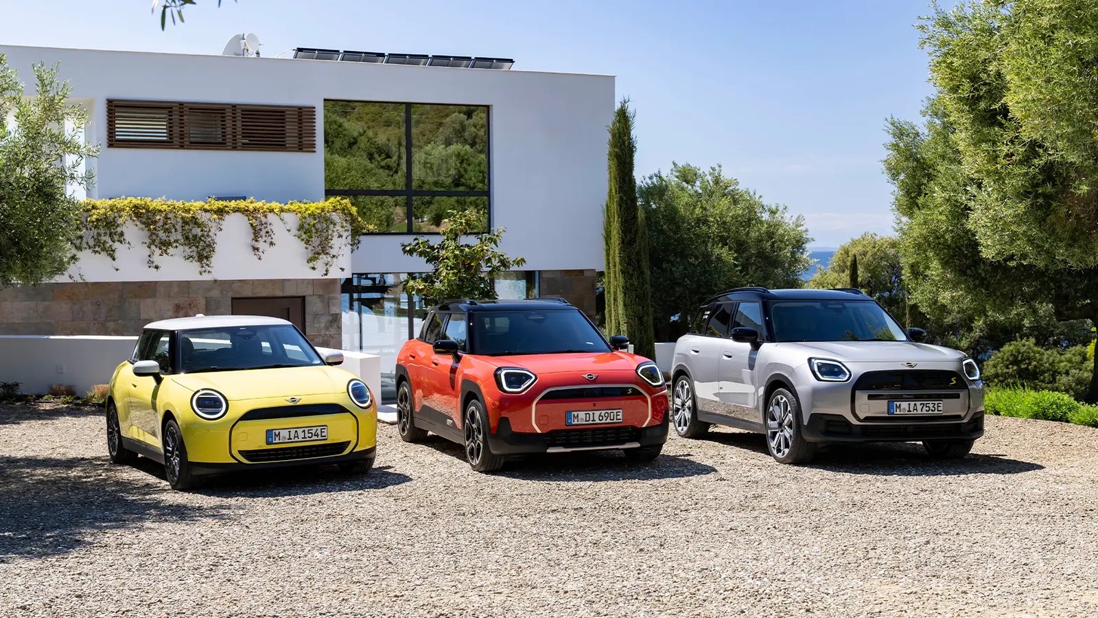 Solve 2025 MINI Cooper SE, Aceman, and Countryman SE jigsaw puzzle ...