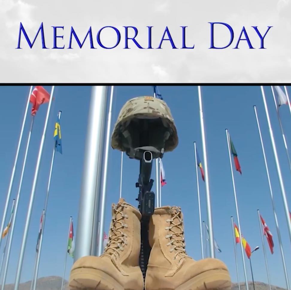 Solve Memorial Day jigsaw puzzle online with 49 pieces