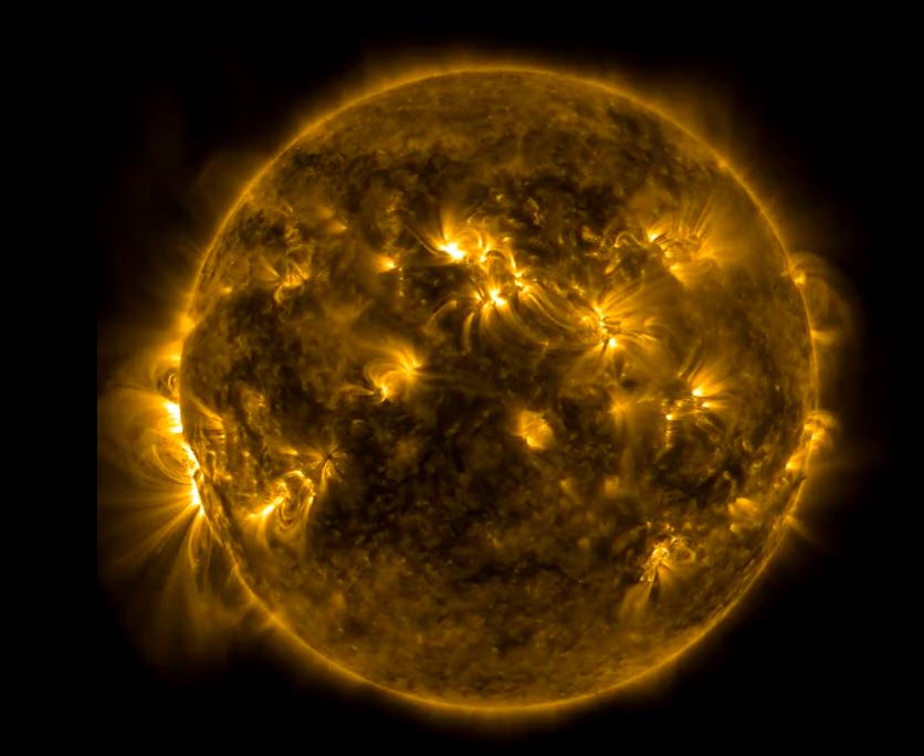 Solve Sun spots jigsaw puzzle online with 56 pieces