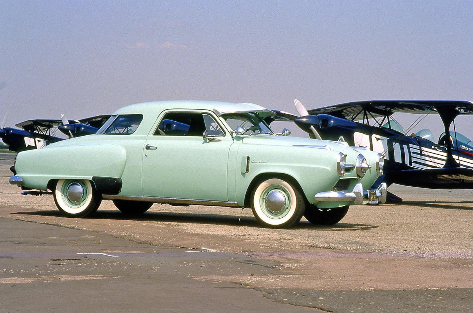 Solve 1950 Studebaker Champion jigsaw puzzle online with 126 pieces