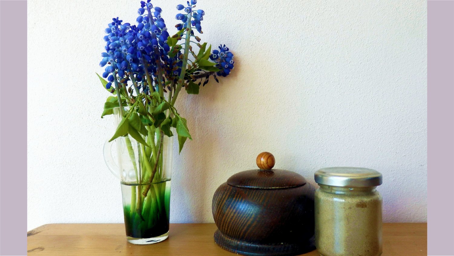 Solve Modré z nebe - Blue from the sky jigsaw puzzle online with 15 pieces