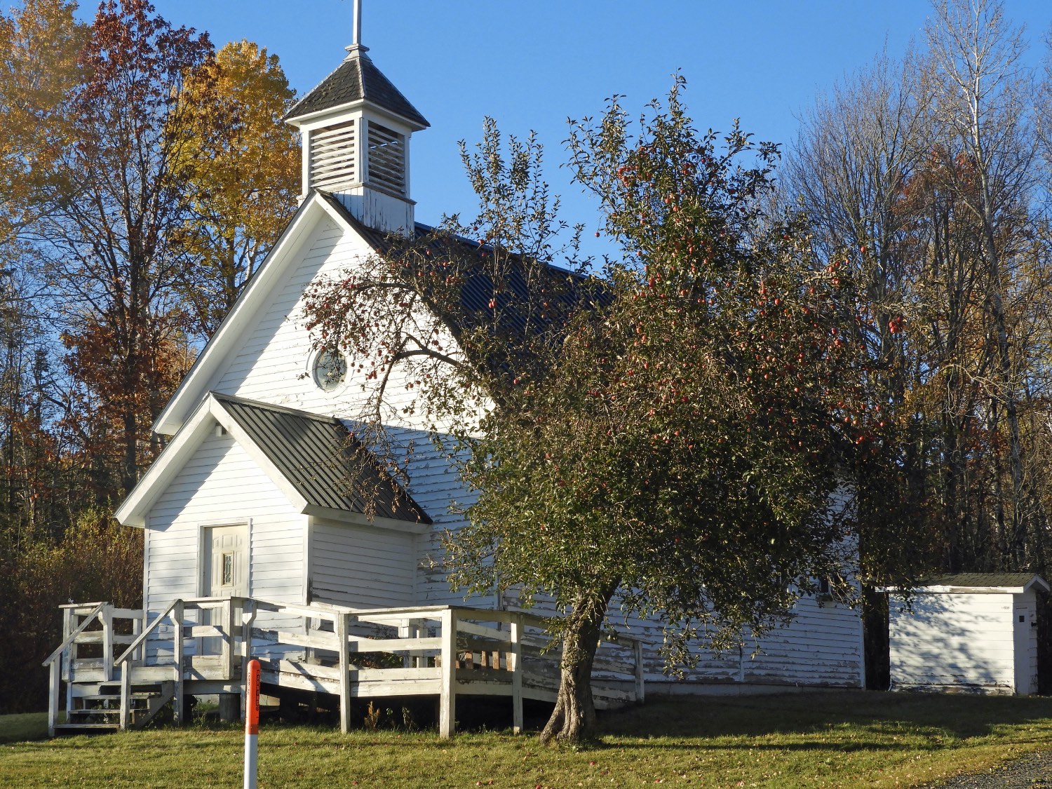 Solve St. Anthony Church, Bayfield County, WI jigsaw puzzle online with ...