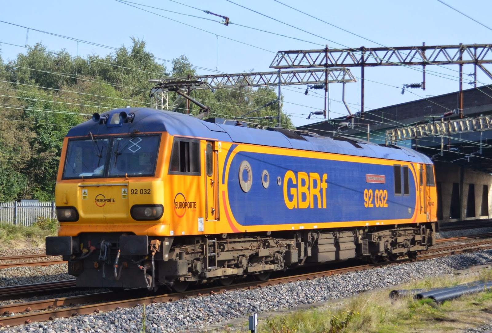 Solve GBRf Class 92 92032 I mech E Railway Division. jigsaw puzzle ...