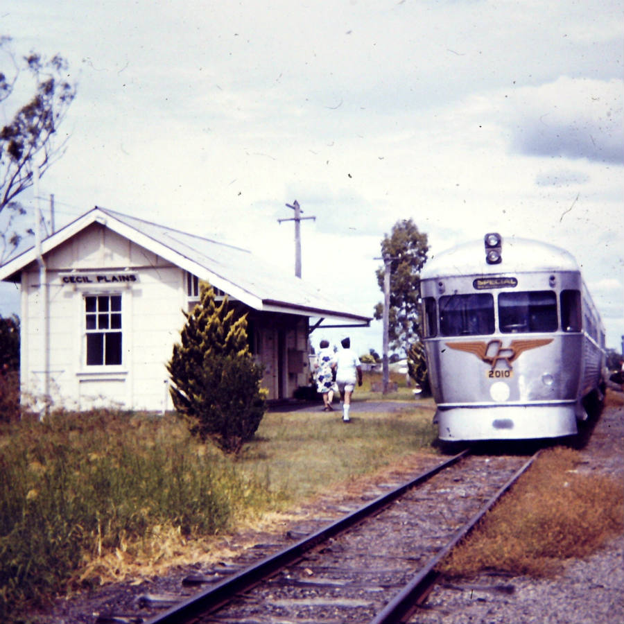 Solve == Q.R. 2000 CLASS RAIL MOTOR ON SPECIAL TOUR TO CECIL PLAINS ...
