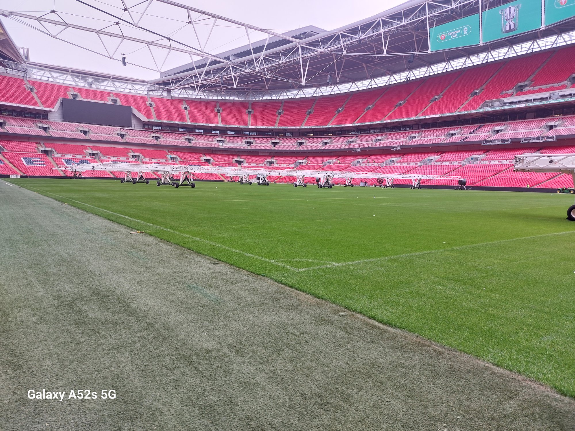 Solve Pitchside Wembley Stadium jigsaw puzzle online with 300 pieces