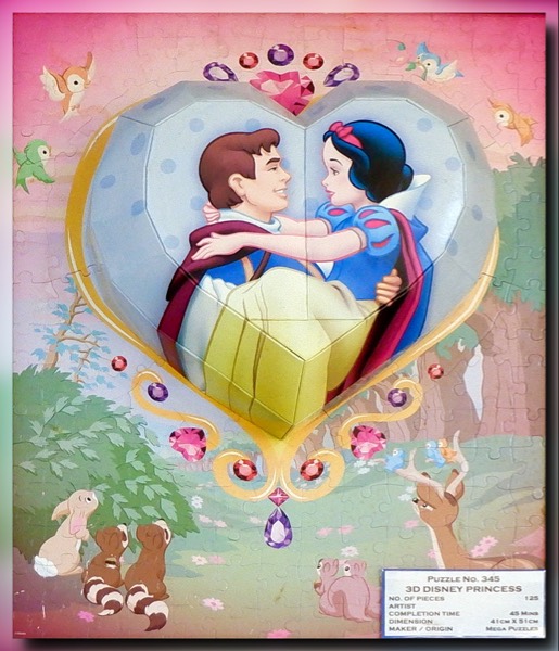 Solve Puzzle Mansion Museum jigsaw puzzle online with 9 pieces
