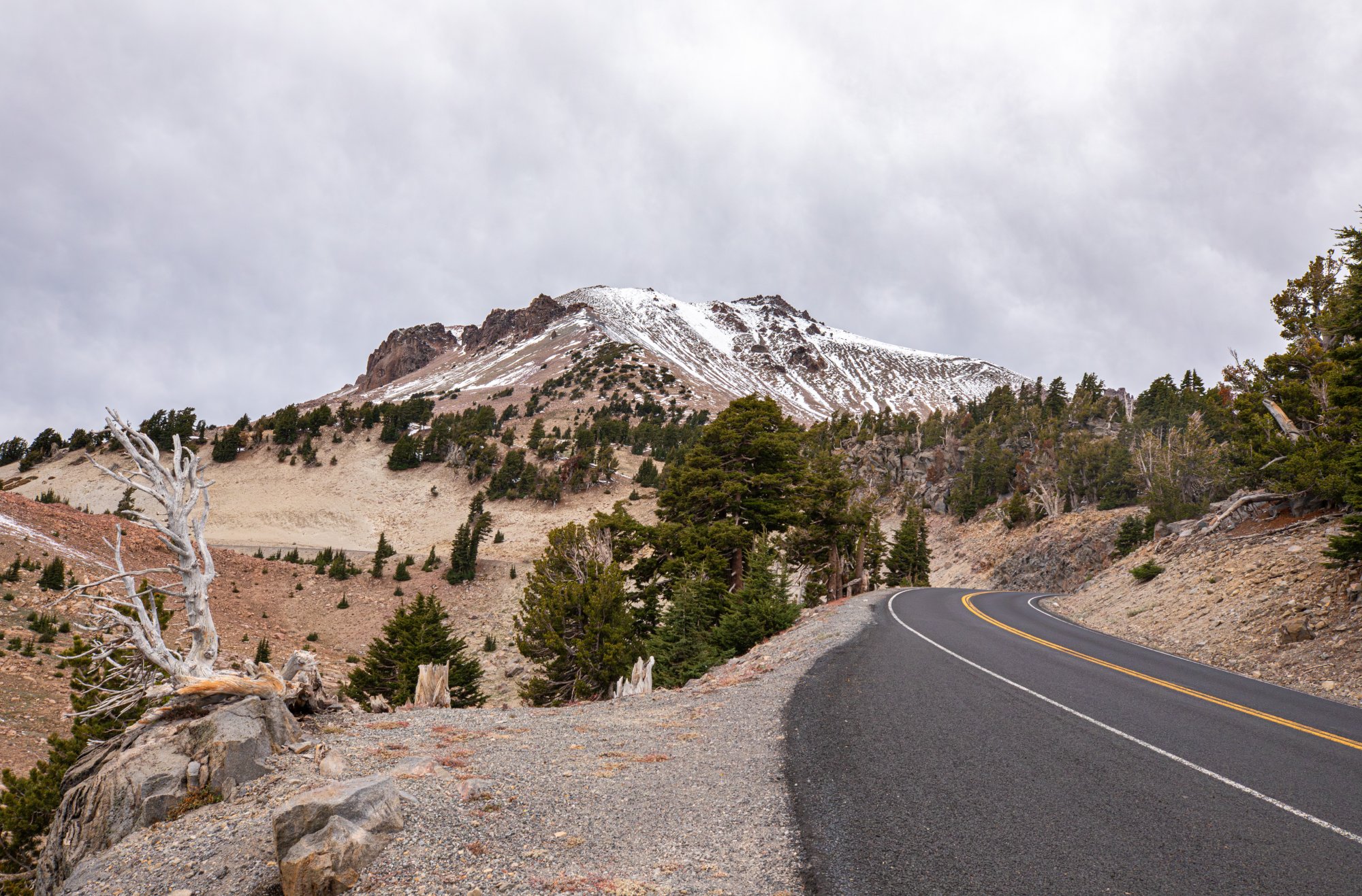 Solve LASSEN VOLCANIC NATIONAL PARK jigsaw puzzle online with 77 pieces