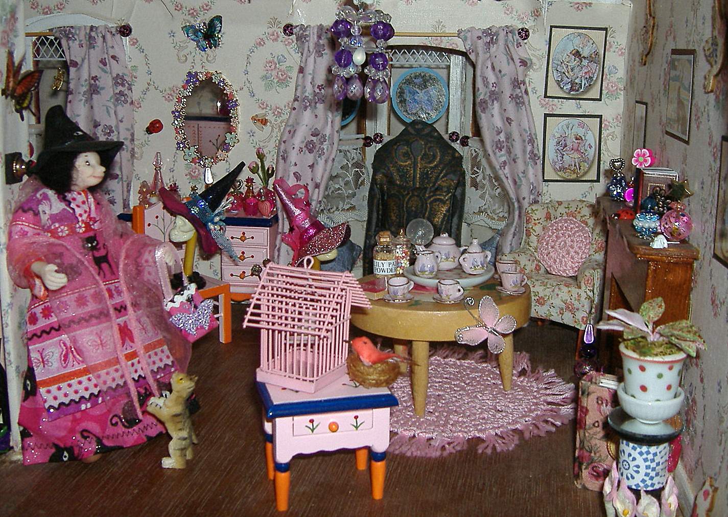 Solve 12th Scale Dolls House - Turrets Witch House - Dimphna's Bed ...