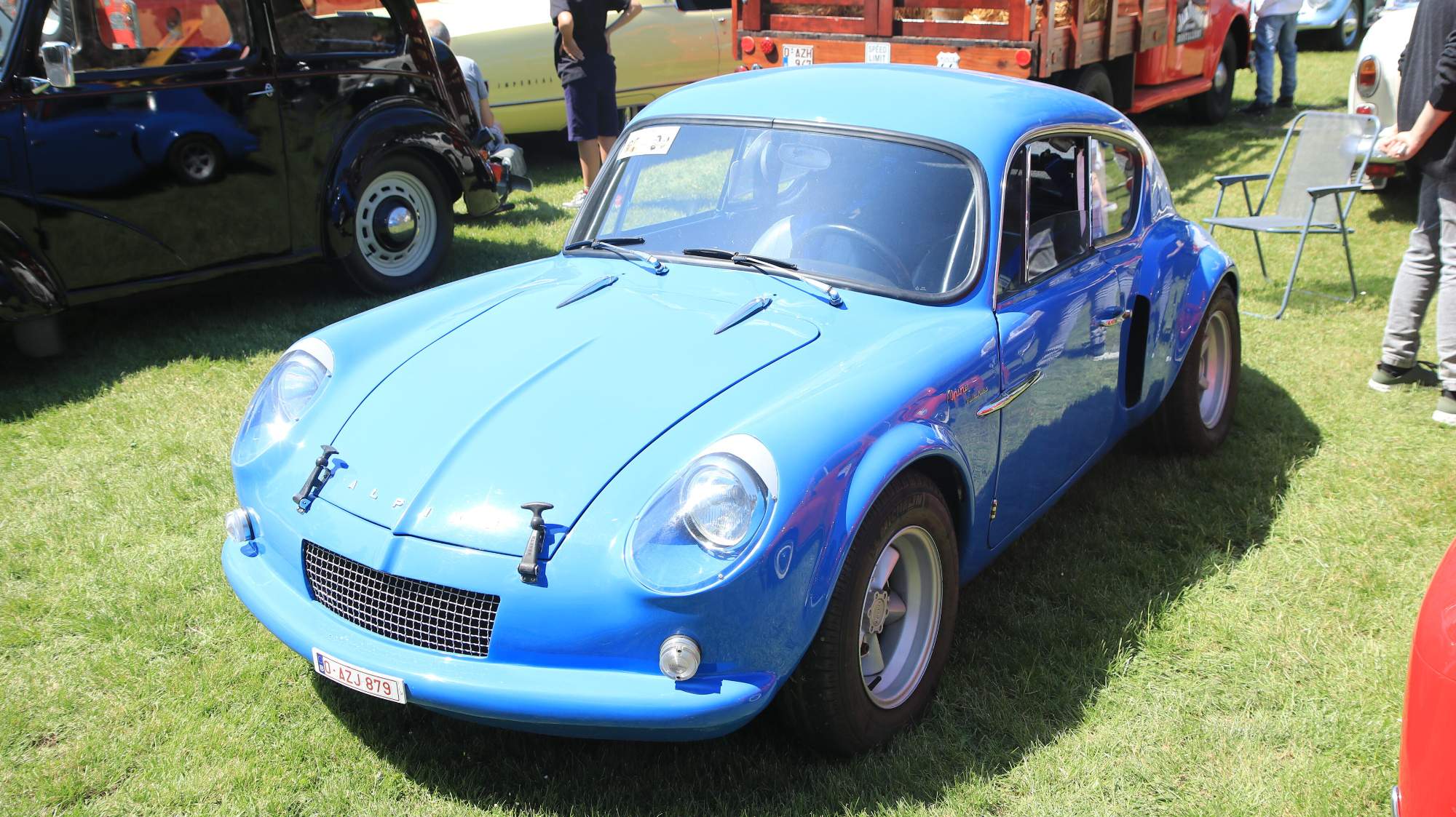 Solve Alpine "A106" - 1960 jigsaw puzzle online with 220 pieces