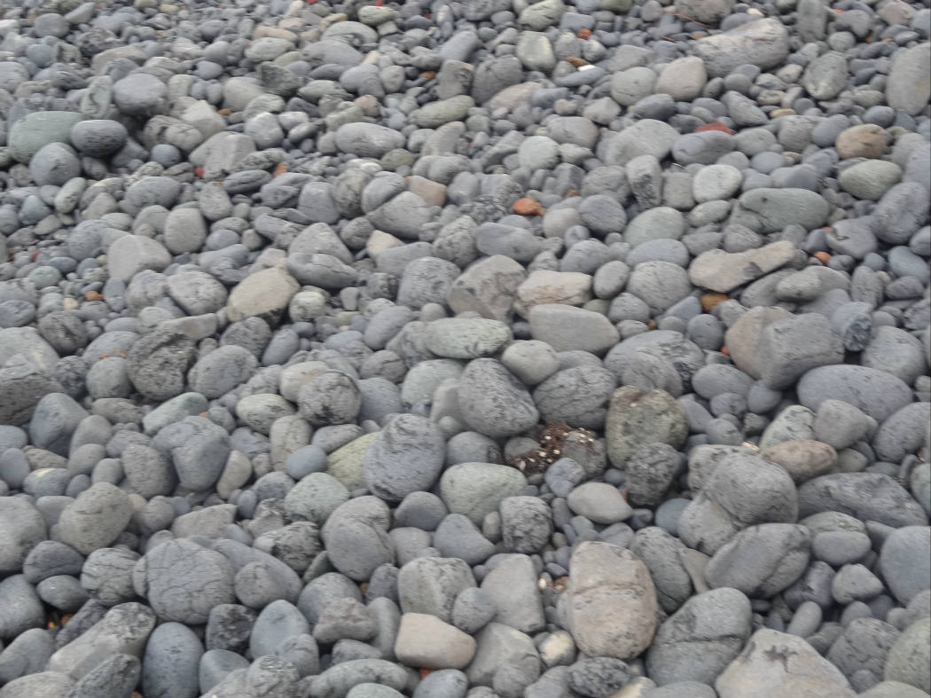 Solve rocks jigsaw puzzle online with 30 pieces