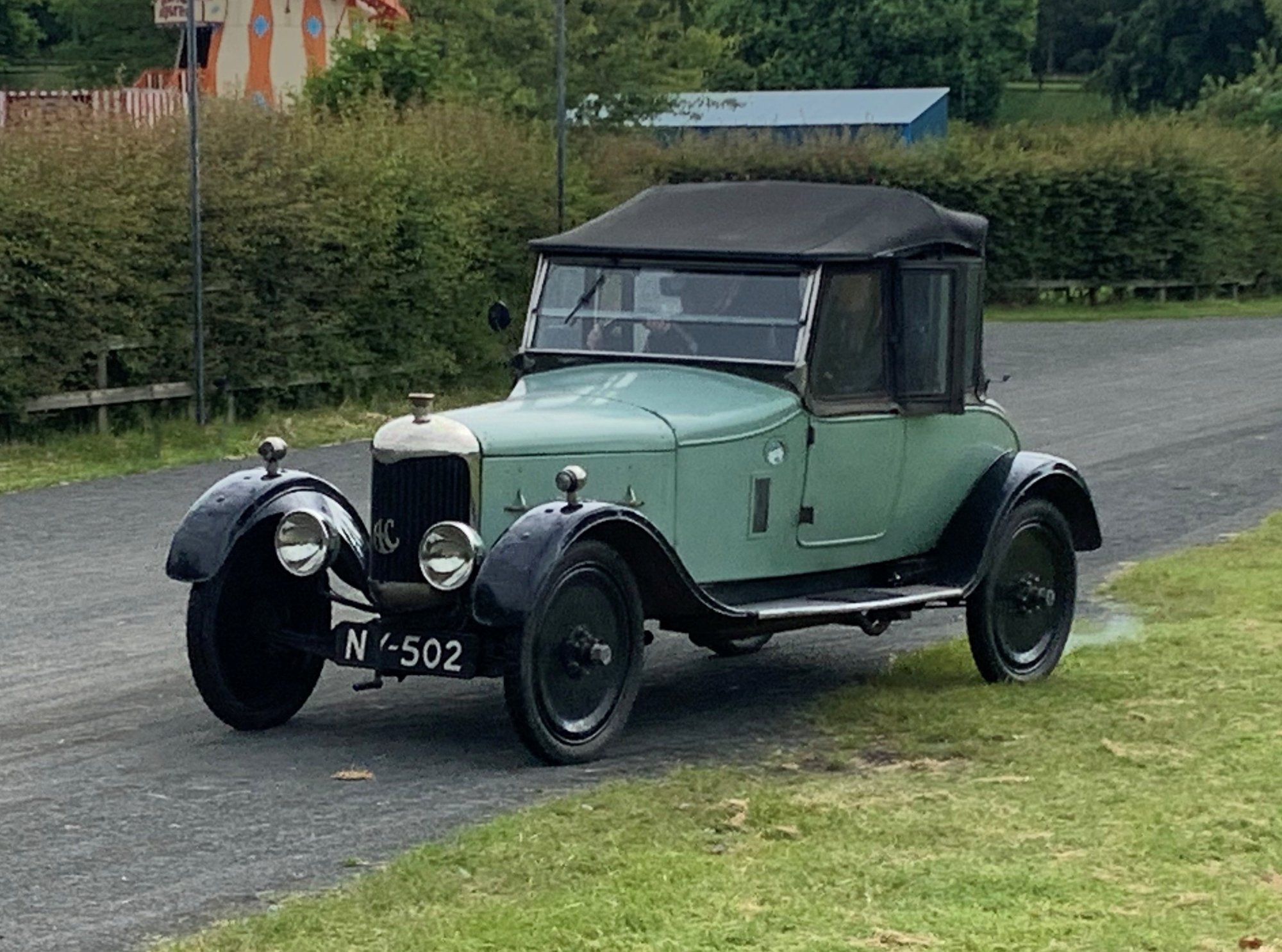 Solve 1924 AC Tourer jigsaw puzzle online with 108 pieces